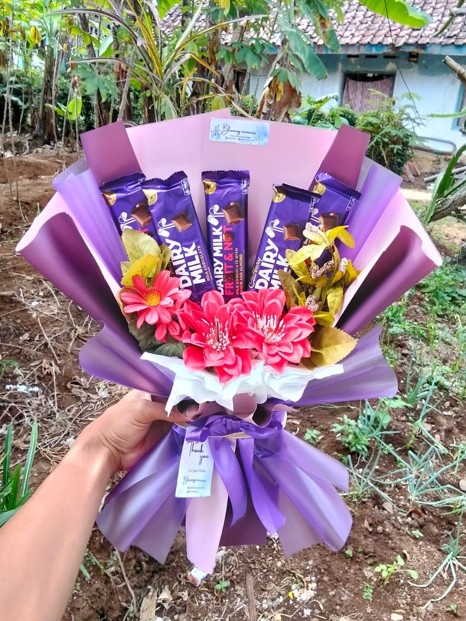 Blooming Memories - Buket & Handmade Premium