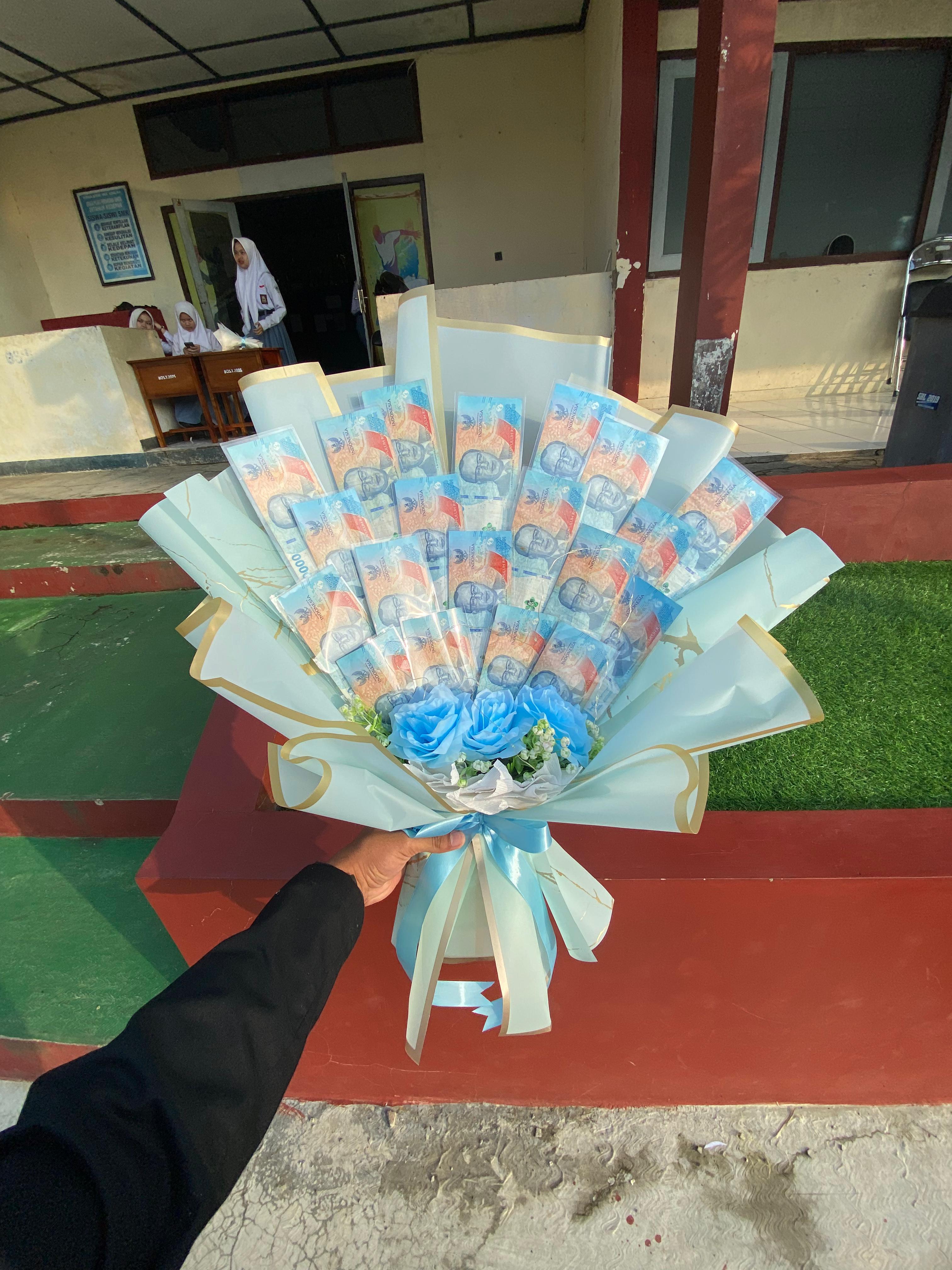 Blooming Memories - Buket & Handmade Premium